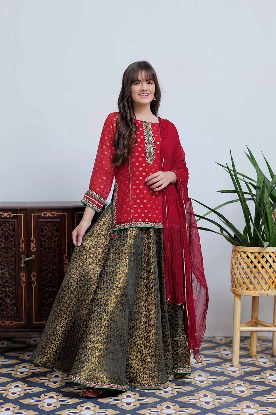 Girls Formal 3 Piece Suit – SENORITA